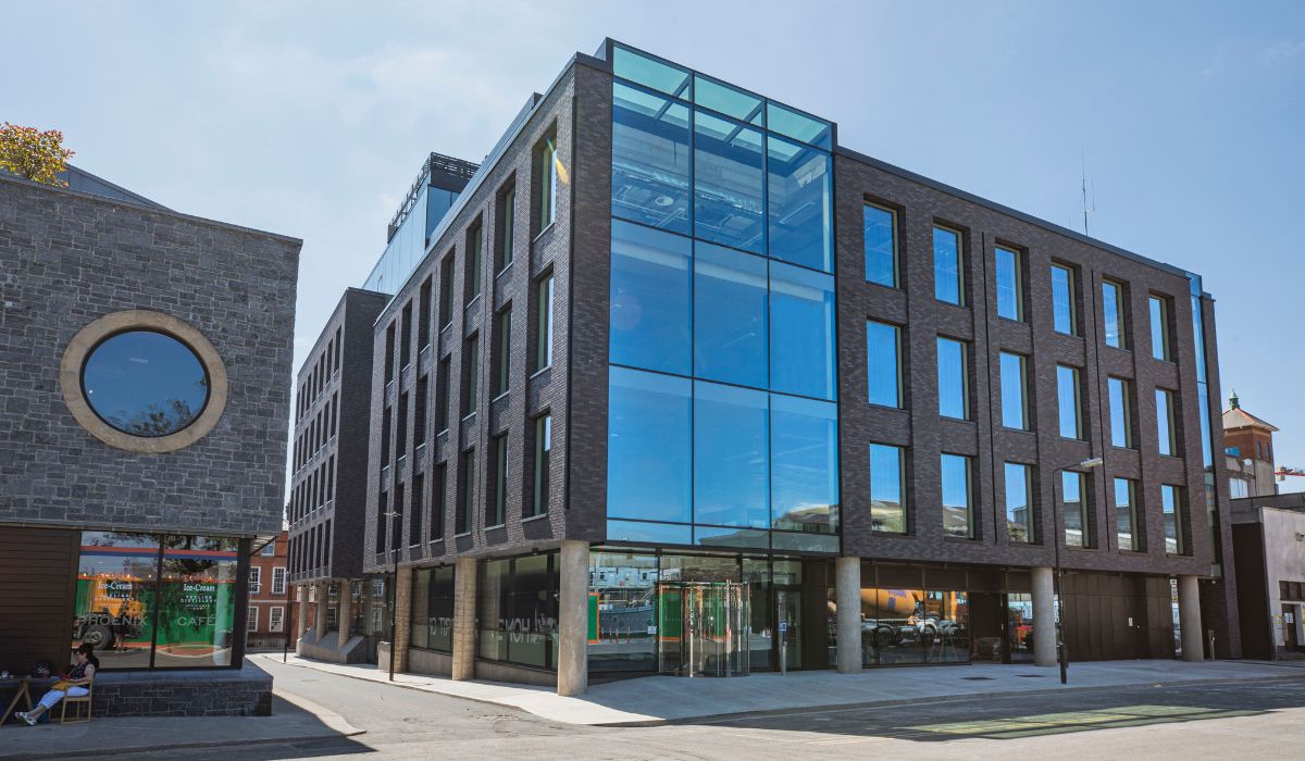 The Eight Building | Grade A Office Development